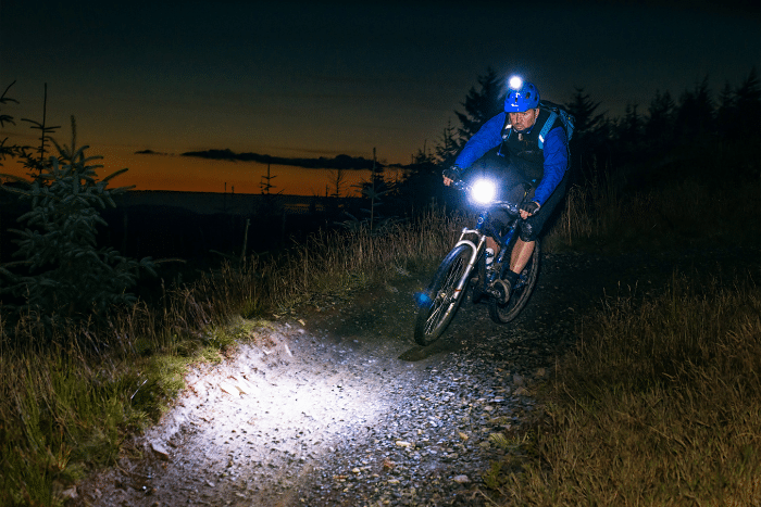 Best Mountain Bike Lights (7 Options for Night Riding)