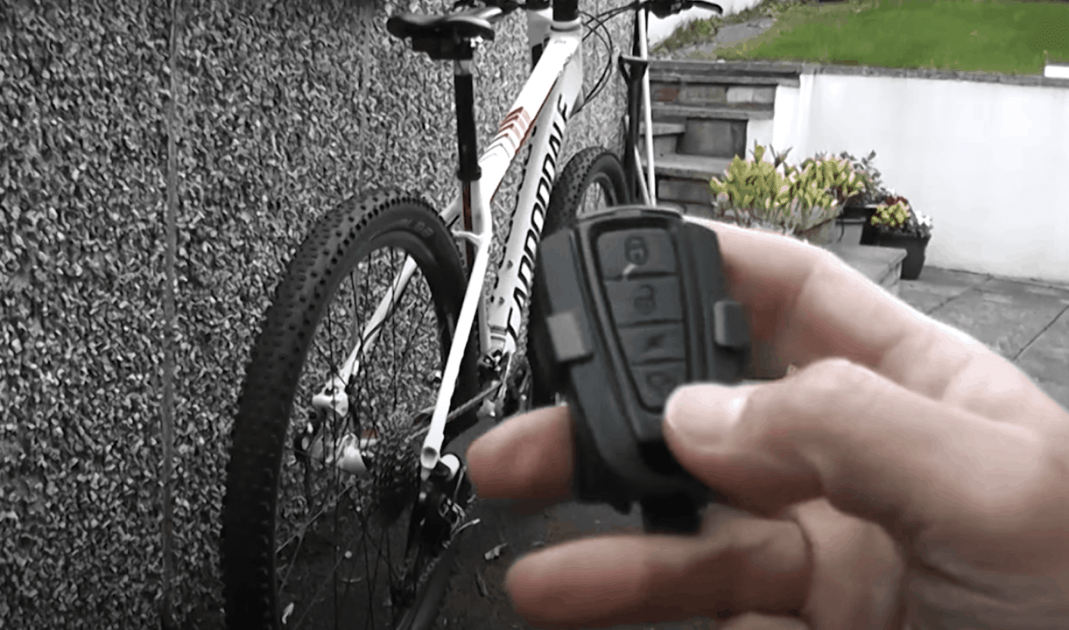 Best Bike Alarm in 2022 | BikingBro